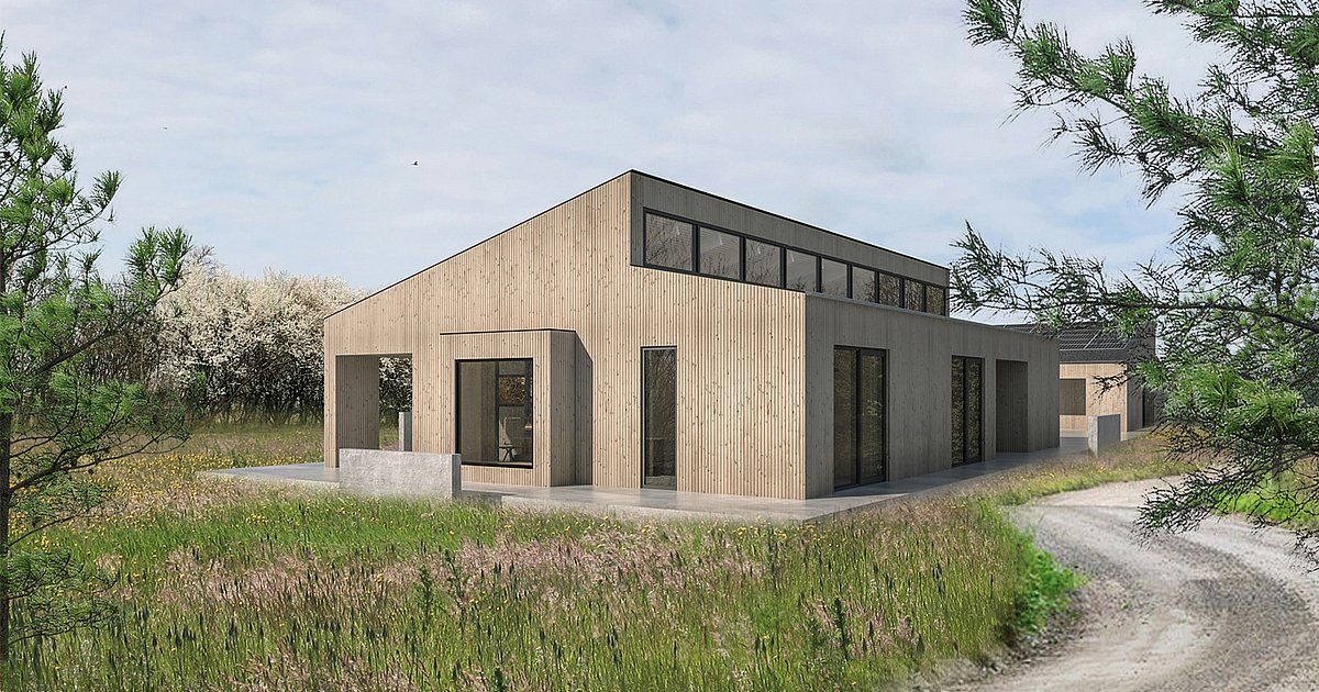 Tre træhuse til tre generationer på stor og unik grund ved fjord